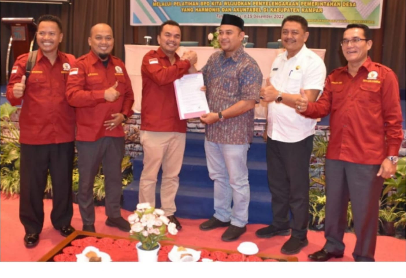 Halaman Depan - Pekanbaru Pos