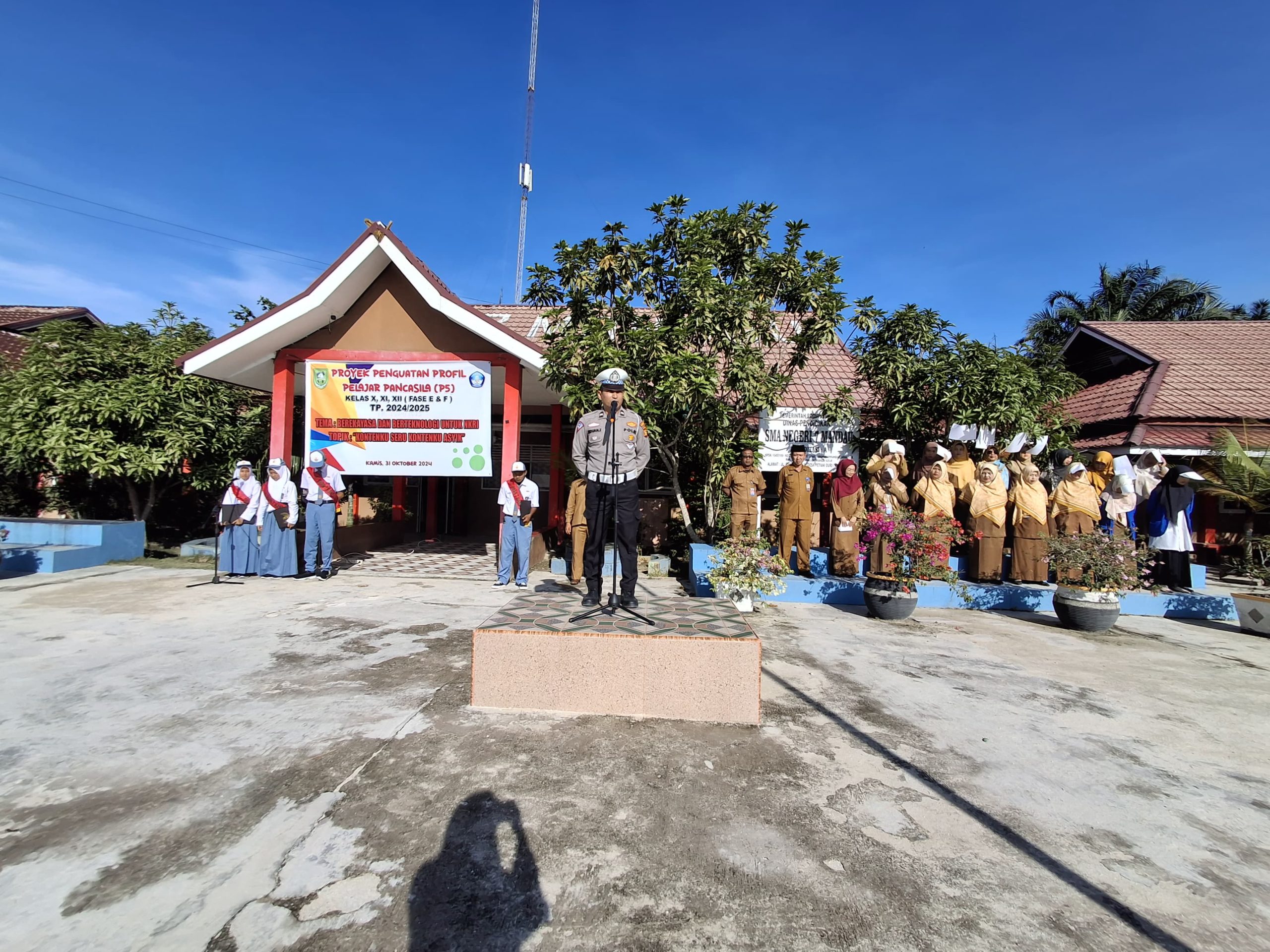 Pesan di Balik Upacara Bendera, Aipda Riduan Z Imbau Keselamatan Lalin ...