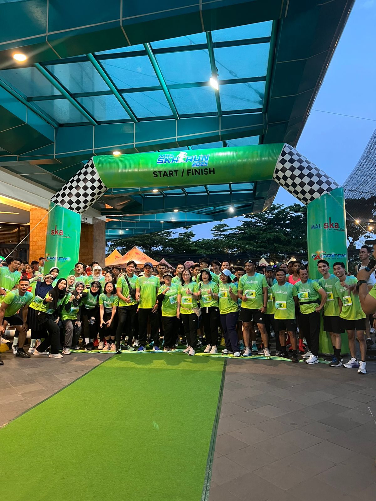 1.300 Runners Ikut Meriahkan HUT ke-20 Mal SKA - Pekanbaru Pos