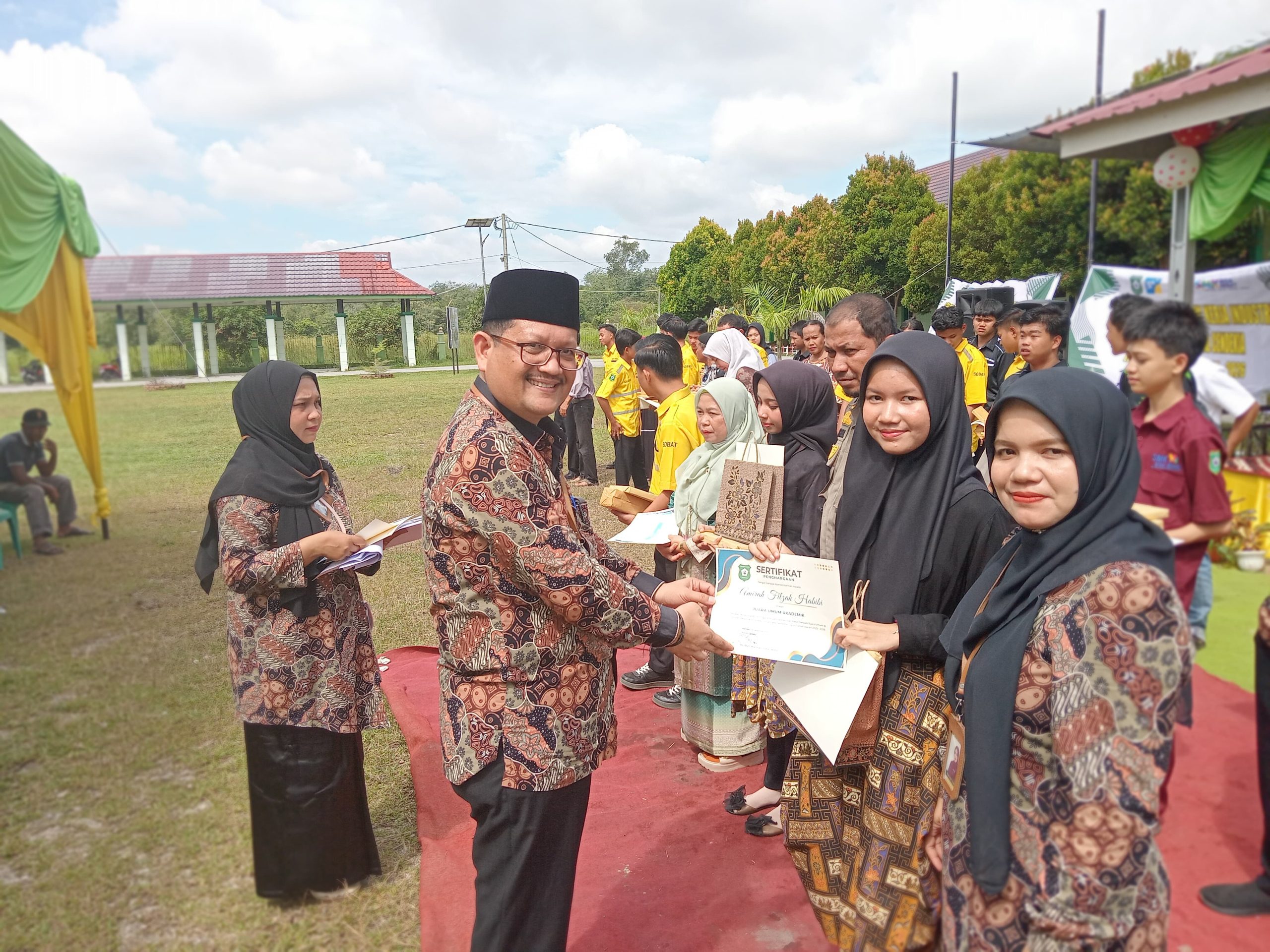 SMK Global Cendekia Gratiskan 2 Bulan SPP untuk Siswa Peraih Juara Umum ...